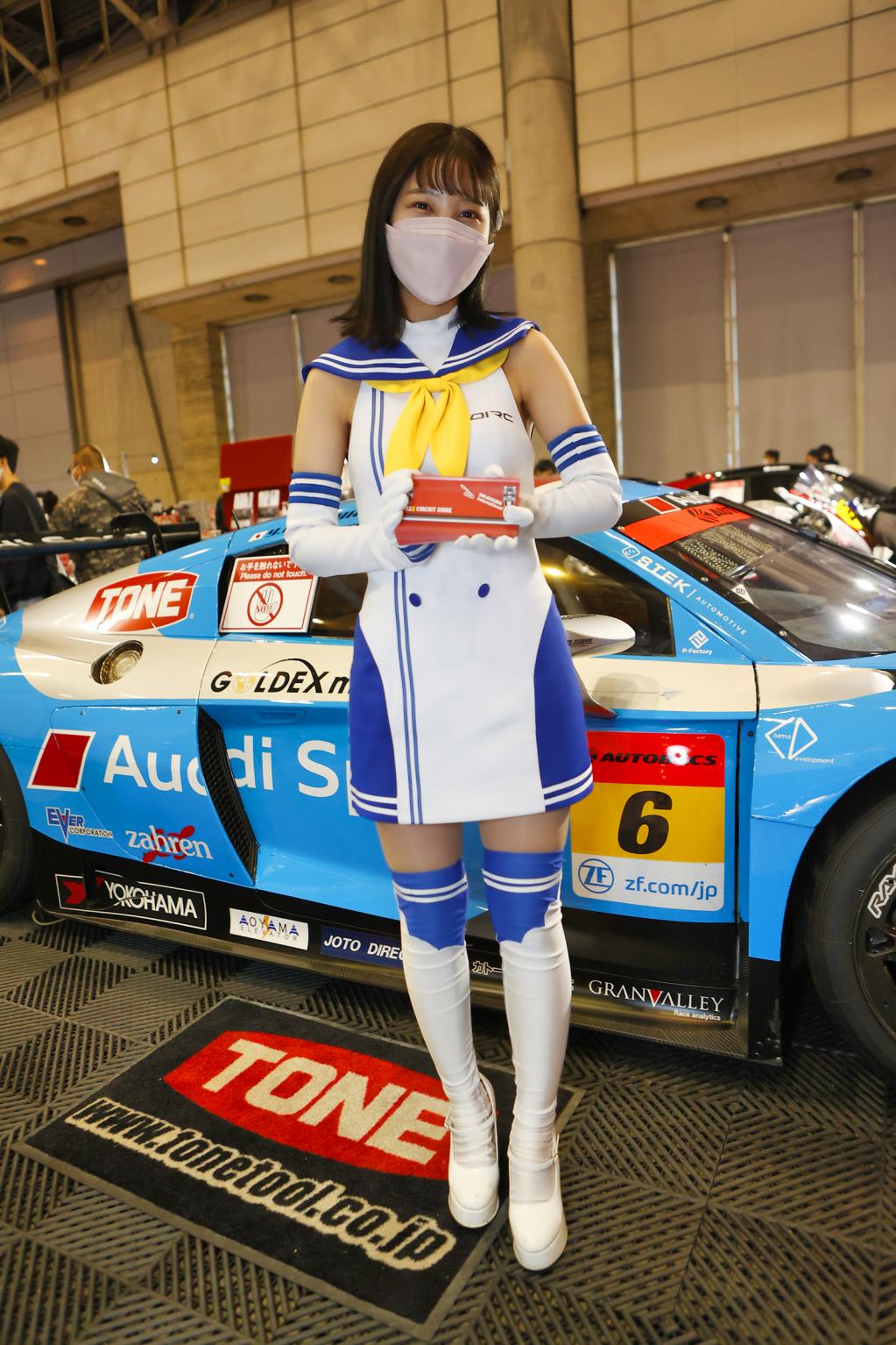 LOCK 岡山国際サーキットクイーン PaRet（西ホール3）｜東京オートサロン2022｜東京オートサロン2022特集ページ｜Motor ...